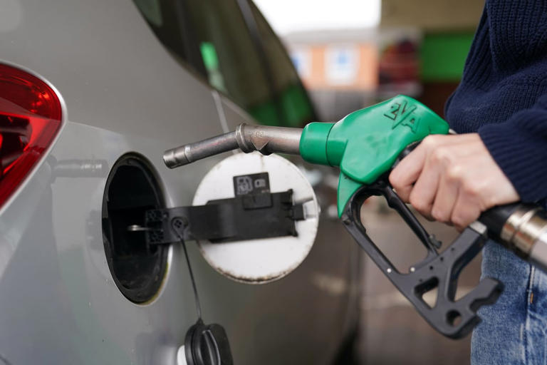 Where to find the cheapest petrol stations as oil prices rise