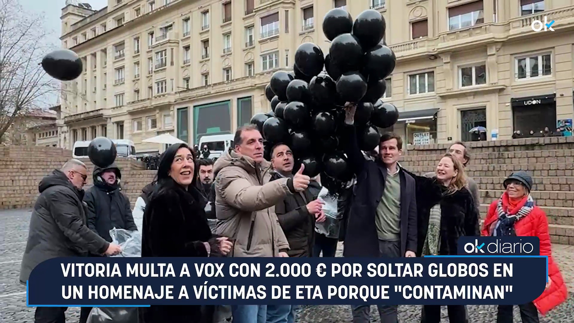 Vitoria multa a Vox con 2.000 € por soltar globos en un homenaje a ...
