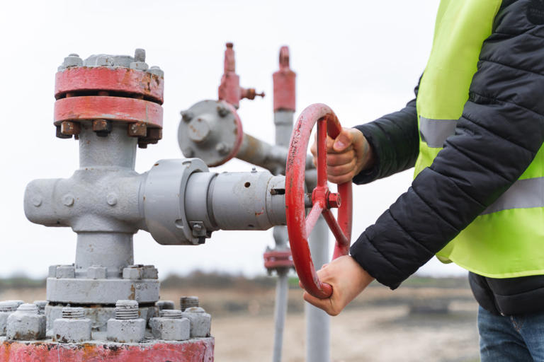 J.P. Morgan revamps oil prices target for the rest of 2026