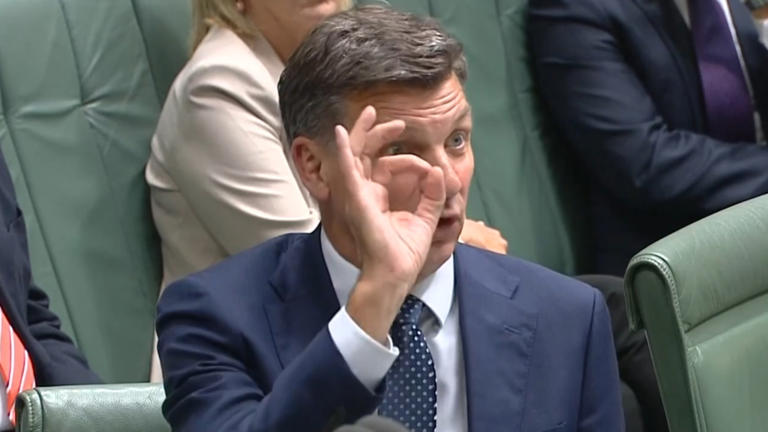 Bowen accuses Taylor of changing the law to hide a 20 per cent energy ...