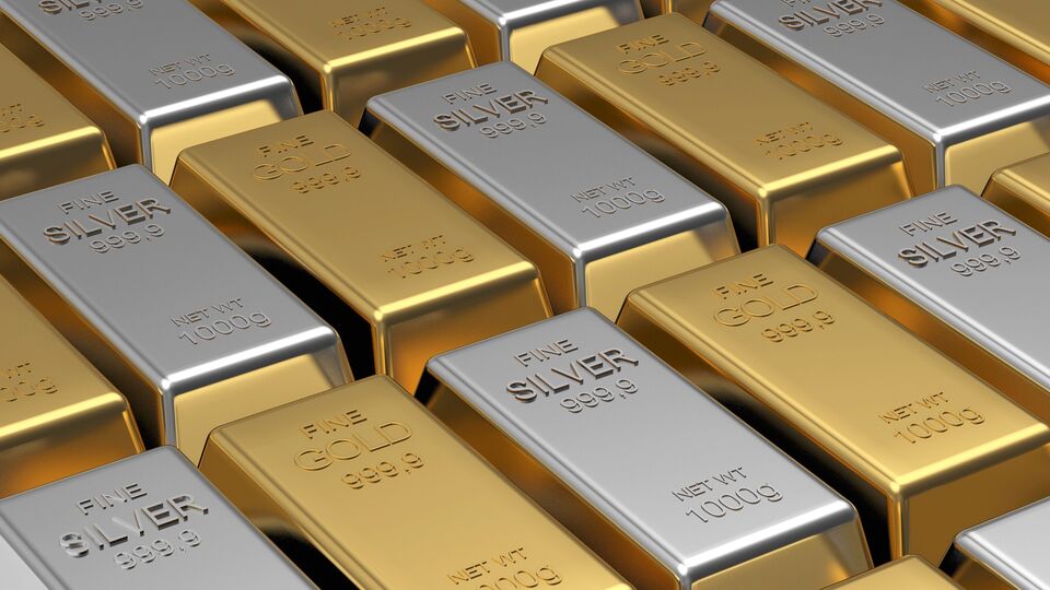 MCX gold rate today crashes 3%, silver down 6%: What's dragging ...