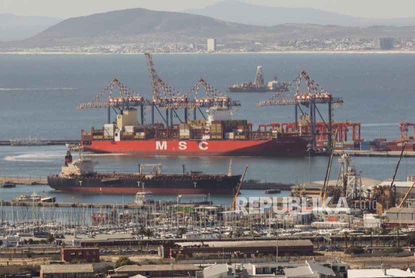 Konflik AS-Iran ganggu Selat Hormuz, Aramco reroute ekspor minyak ke Yanbu