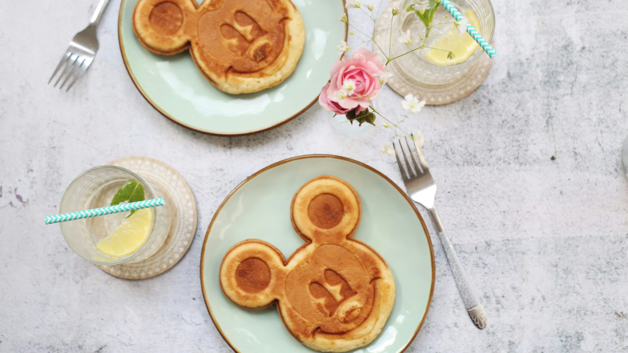 Photos of 15 best food items at Disney parks