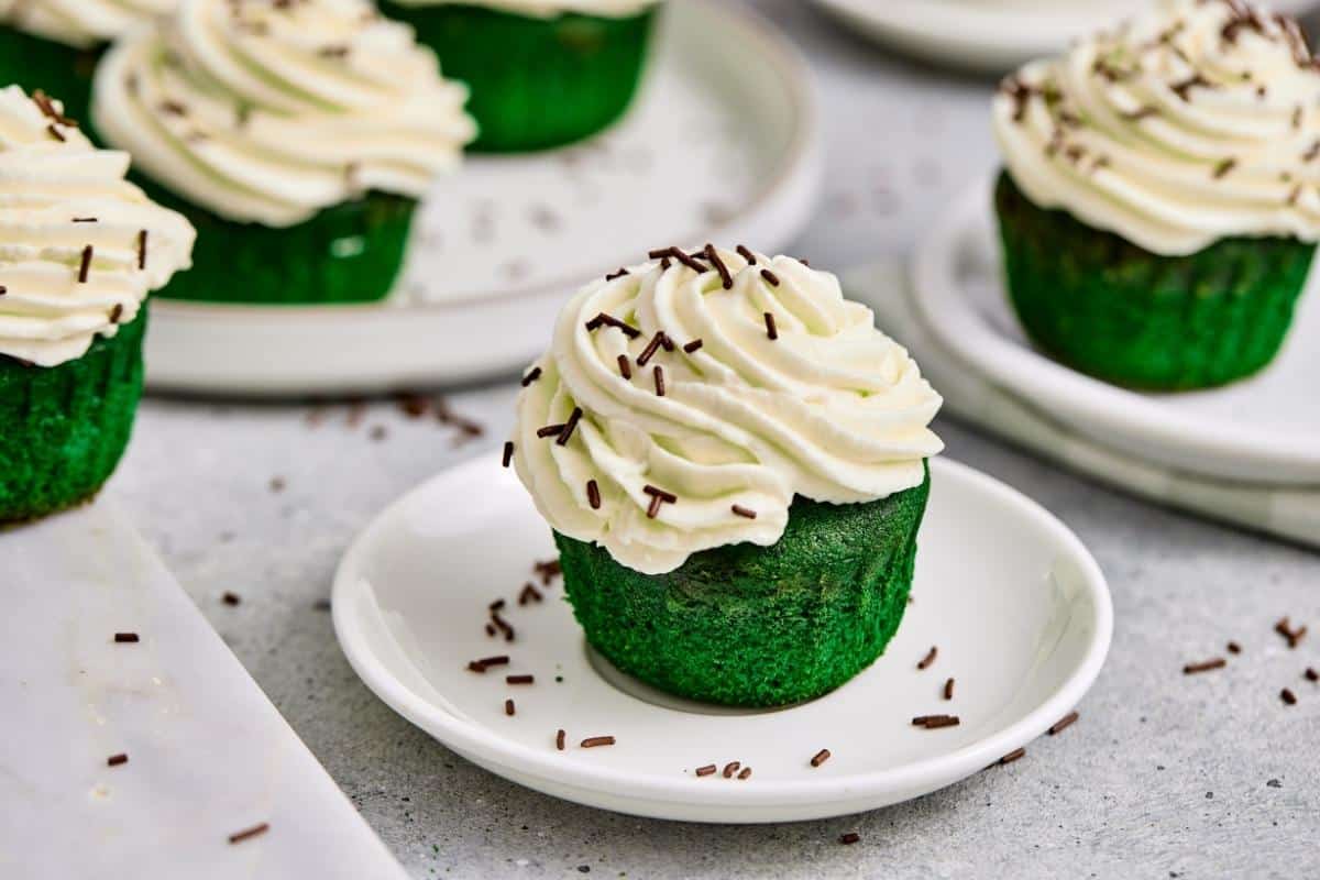 15 Irish-ish picks that turn a simple gathering into proper craic