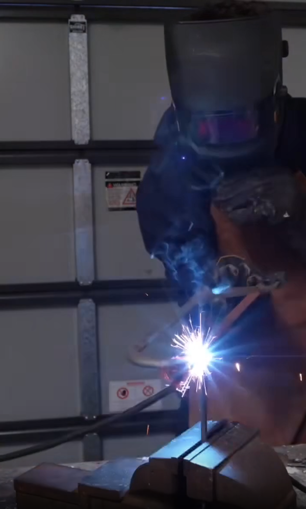 Made a plasma hacksaw for cutting metal
