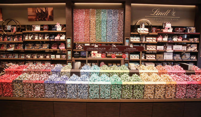 Lindt’s iconic Pick & Mix wall is coming to Westfield Stratford - new ...