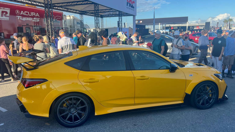 Acura Integra Type S: We really want some HRC performance parts