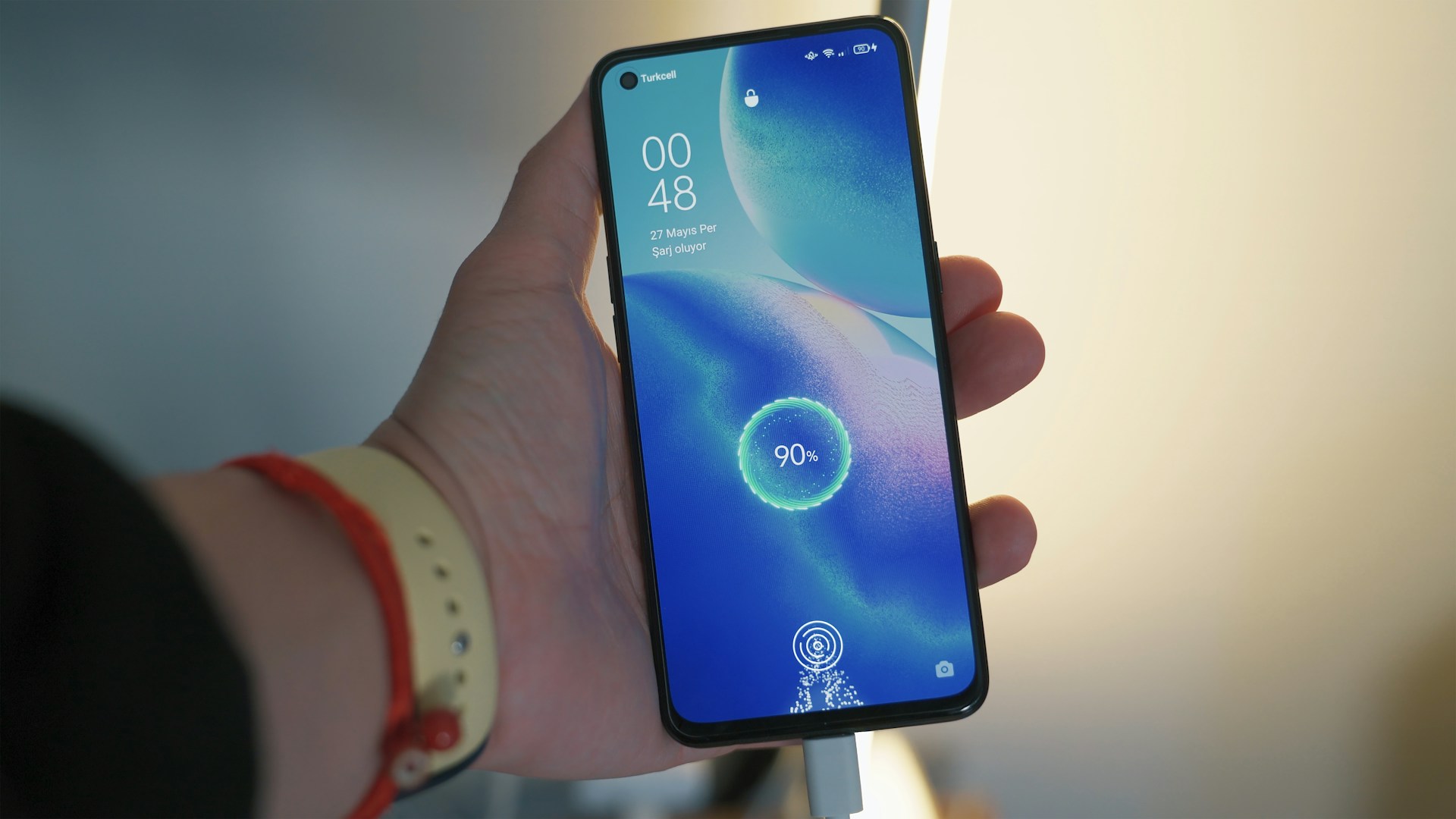 Common mistakes while charging your phone that damage the battery