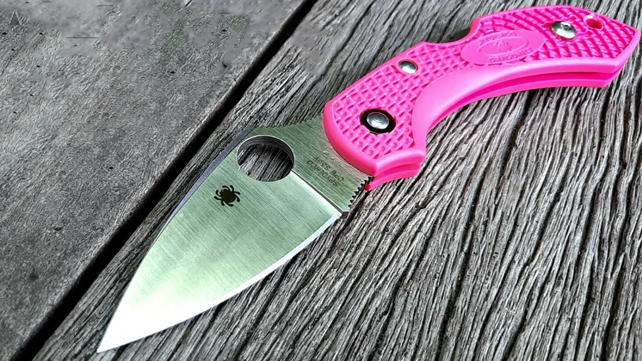 15 knives that disappear in your pocket until you need them