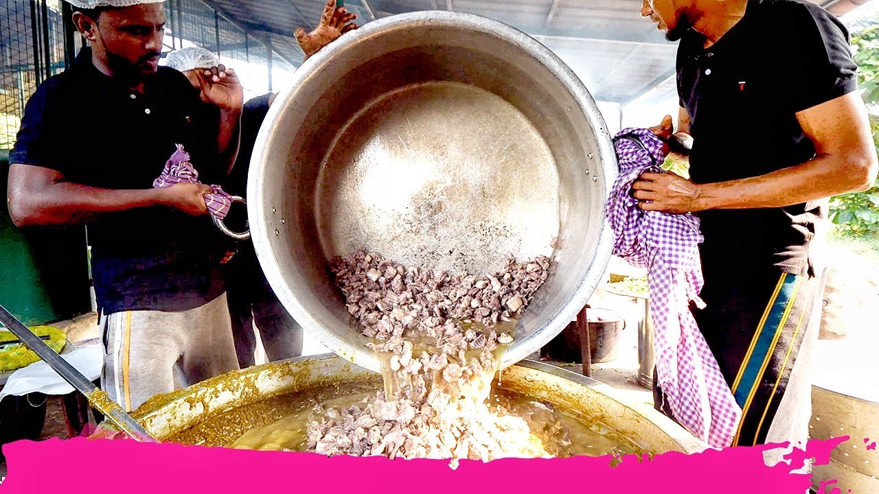 Massive INDIAN WEDDING FOOD for 1,500 people! Kasaragod, Kerala, India