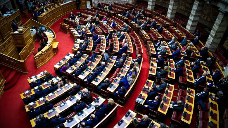 Ο ψεύτικος κόσμος της πολιτικής