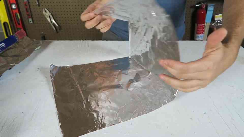 Why the foil doesn’t melt right away… and what most people get wrong