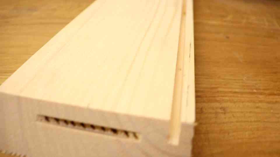Simple wooden box DIY