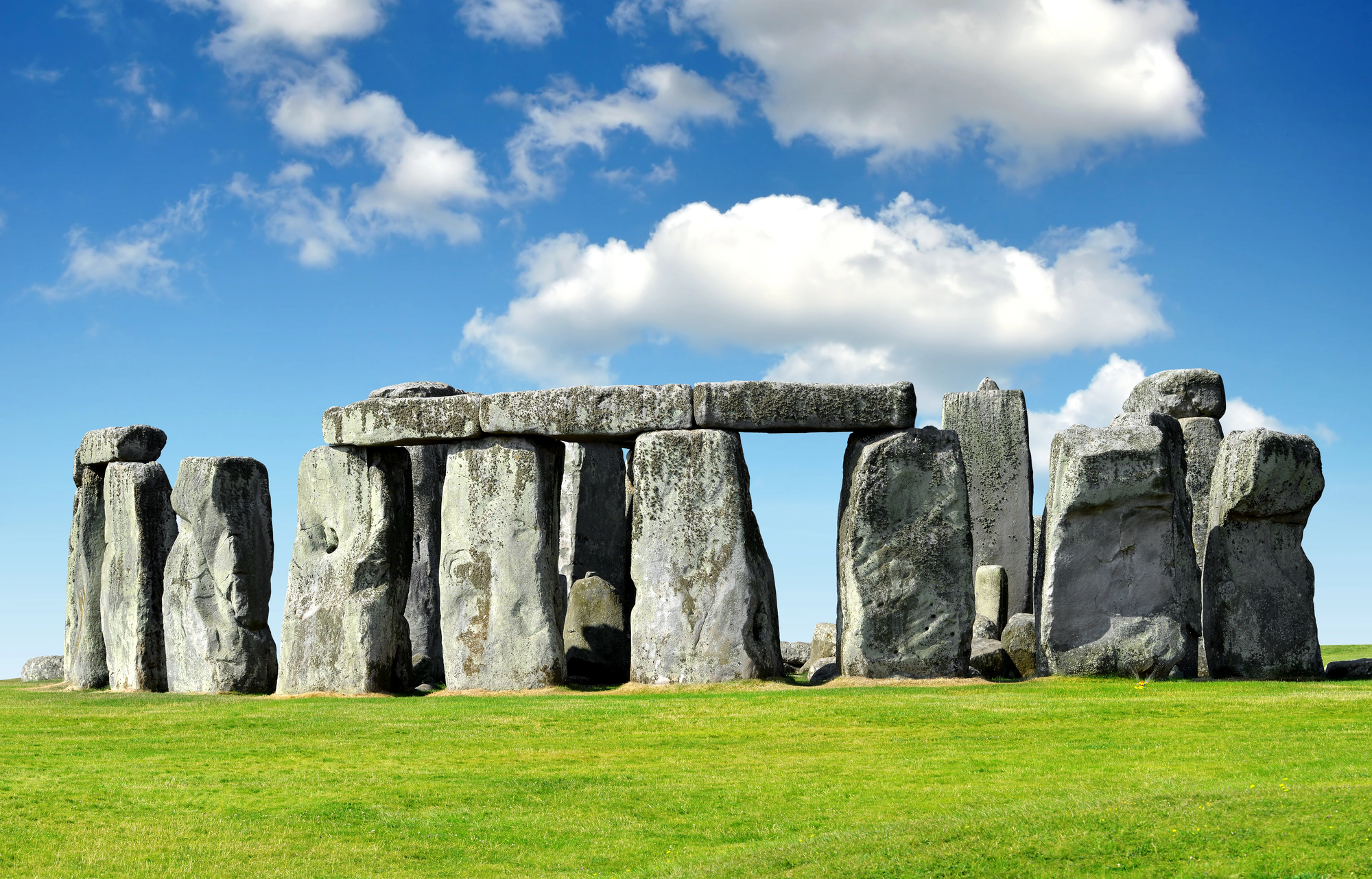 Facts about famous historical landmarks
