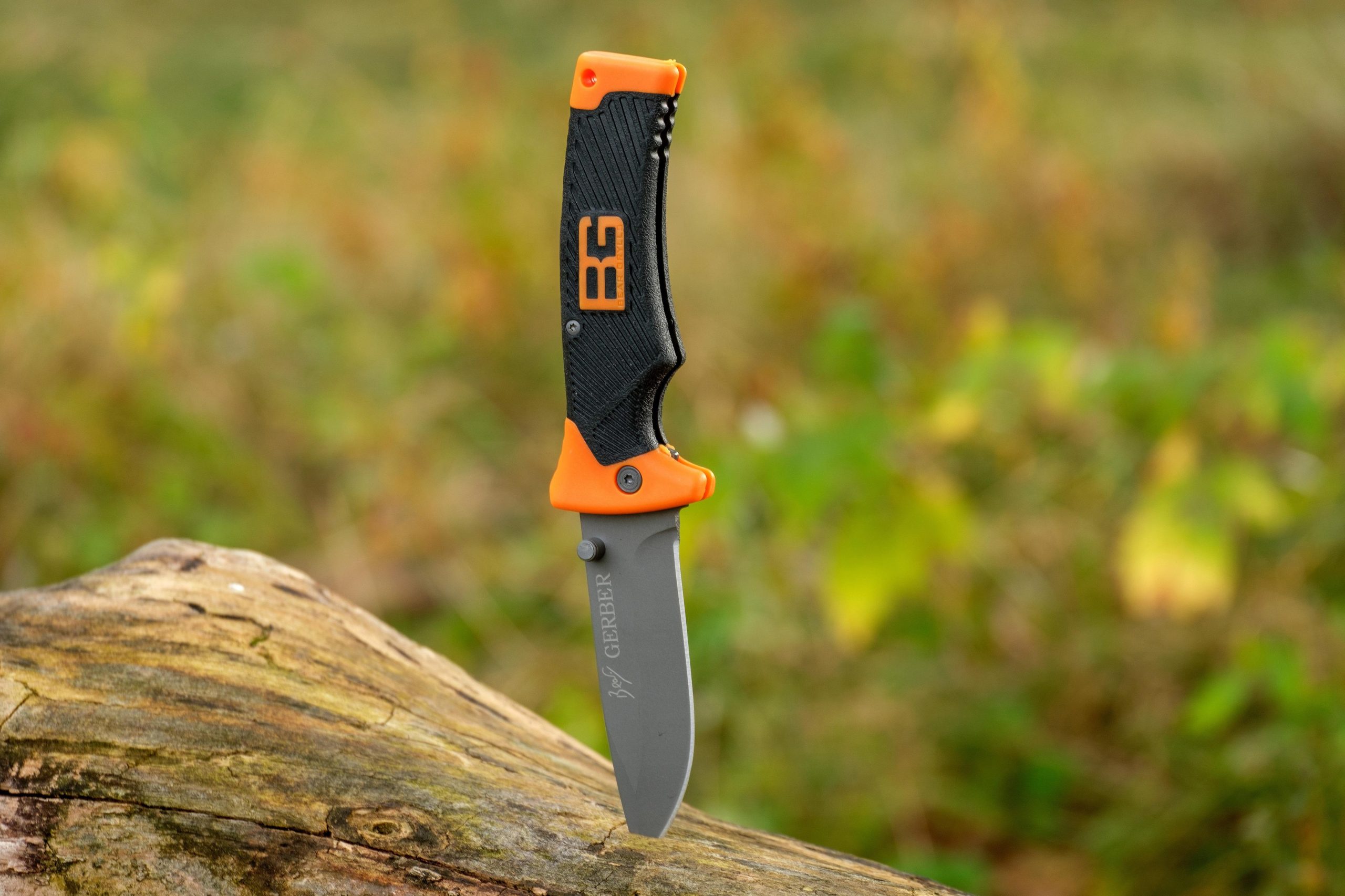 12 knives that were clearly built by outdoorsmen