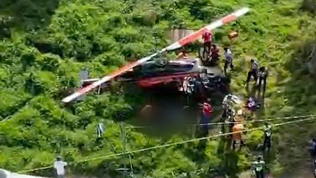 Engine failure mid-flight: Deadly helicopter crash in the Philippines