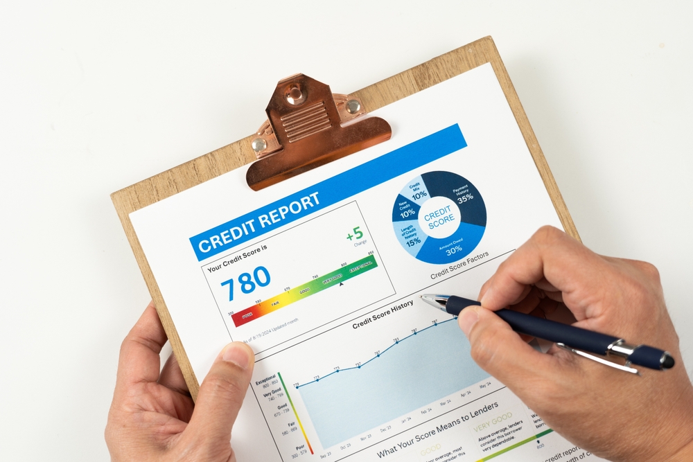 18 credit score myths Canadians repeat (and lenders don’t care about)