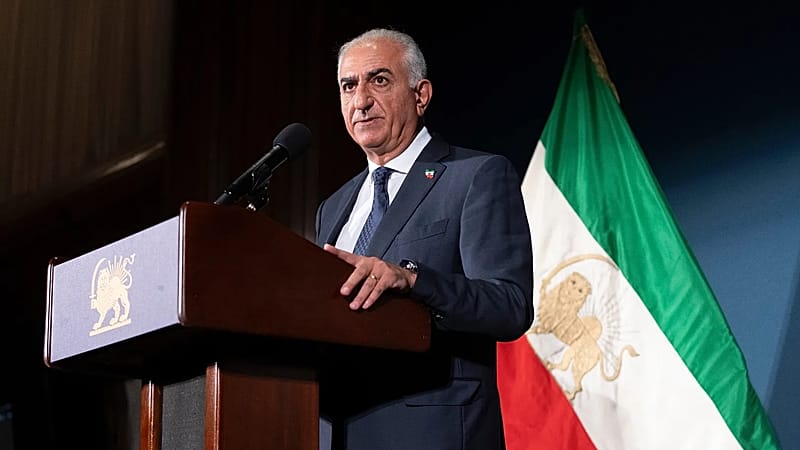 El Parlamento Europeo valora invitar a Reza Pahlavi en medio del debate ...