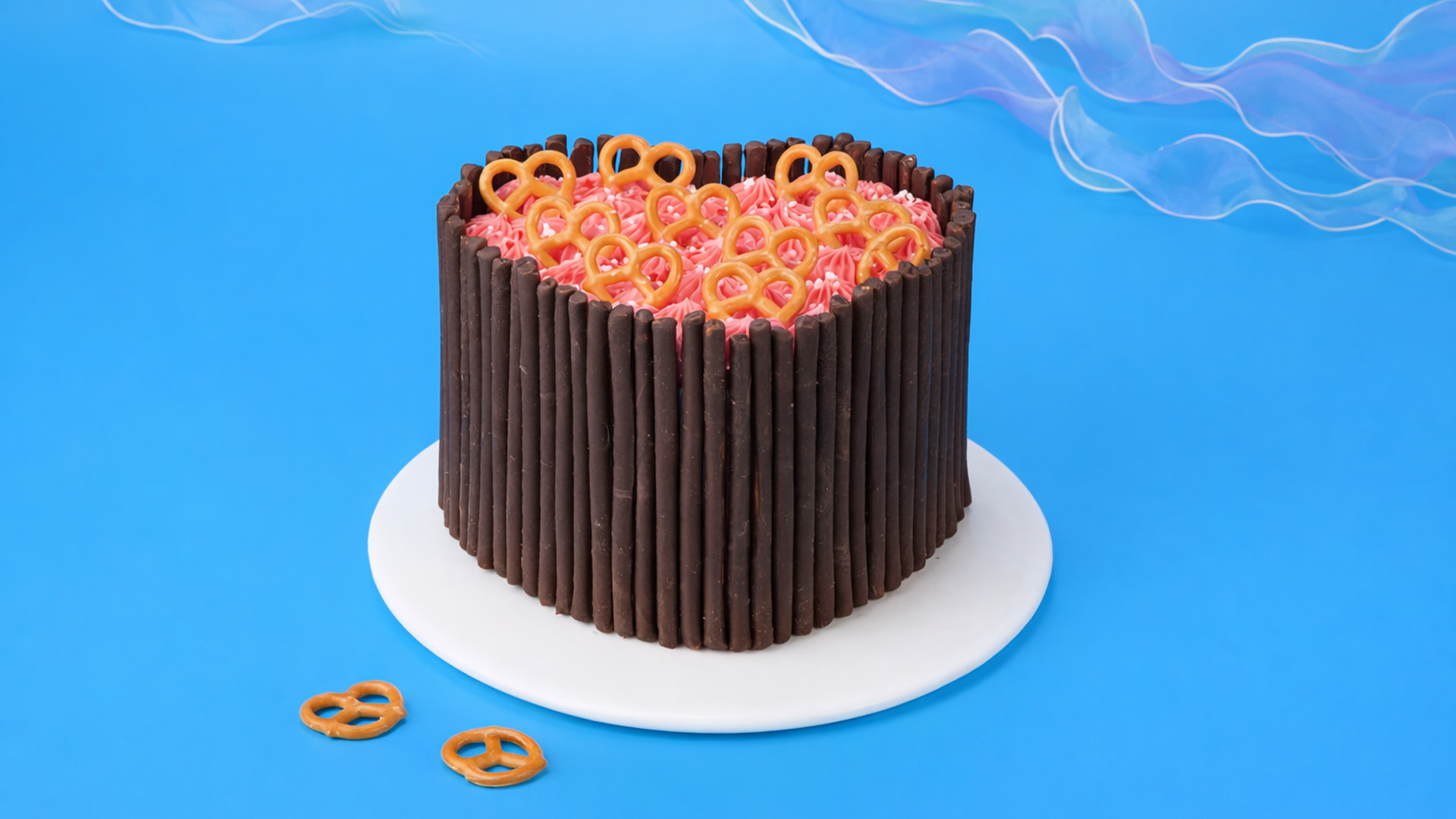 Beautiful cake decorating idea for beginners