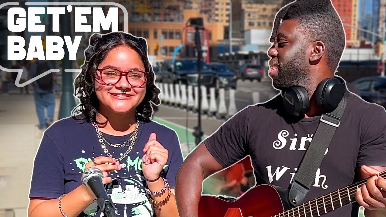 Father makes his own daughter sing on the street!