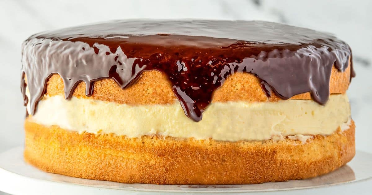 22 dreamy cake recipes for birthdays, holidays, and just because