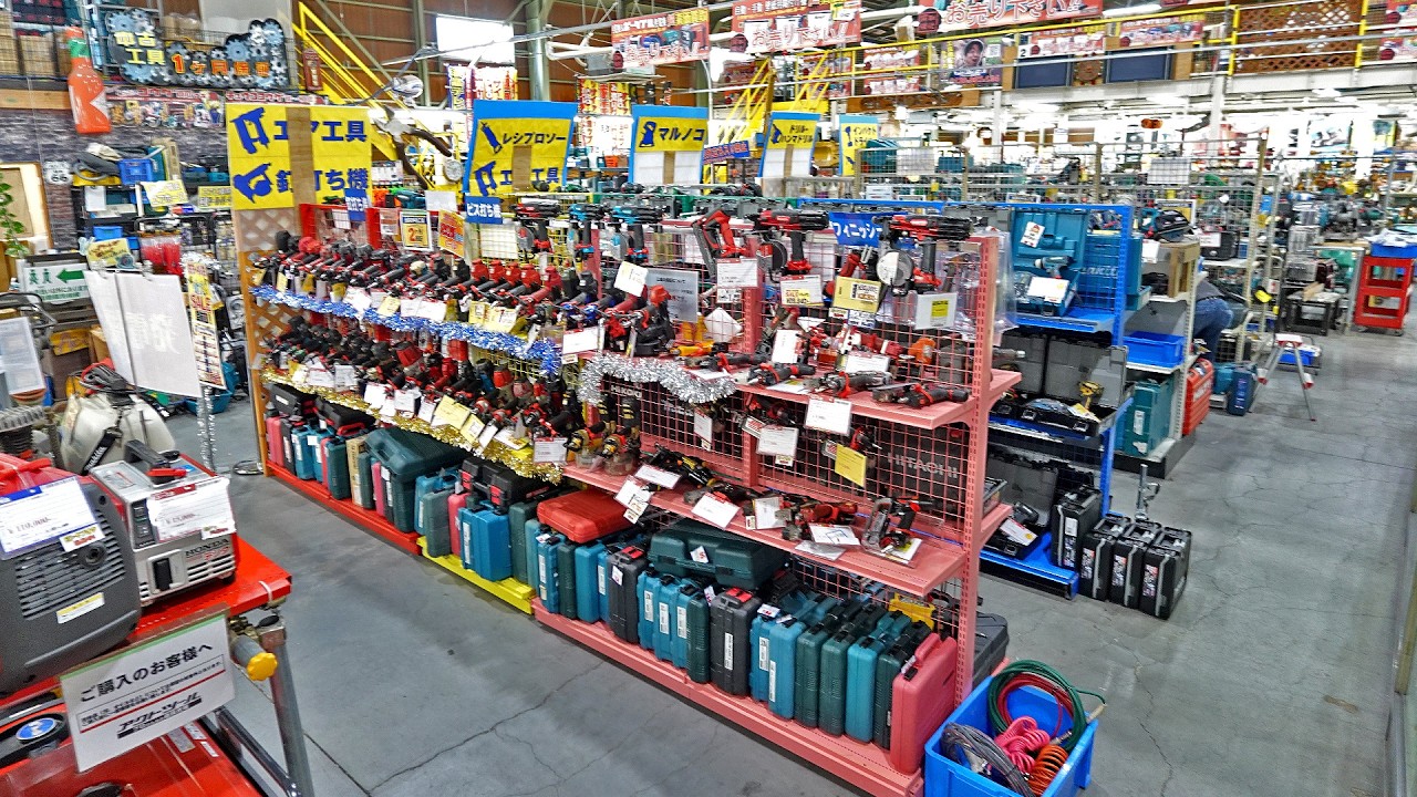 Visiting Japan's biggest used tool shop!
