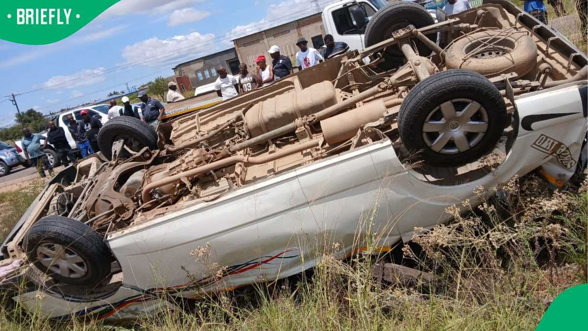Limpopo multi-vehicle crash leaves six dead, motorist recounts taxi ...