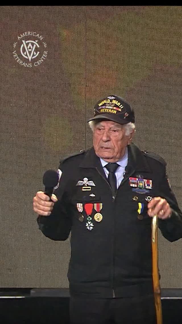 WWII veteran sings 'Blood on the Risers'