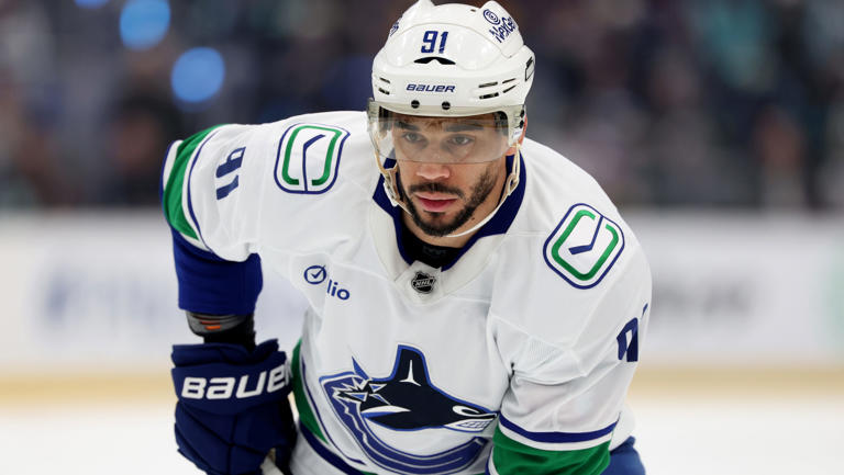 Canucks hit with concerning trade deadline prediction