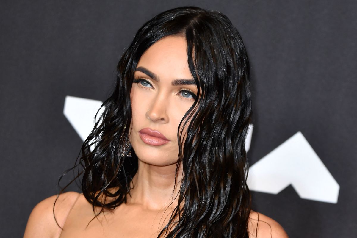 Megan Fox claps back after being called a 'clone' in new photos
