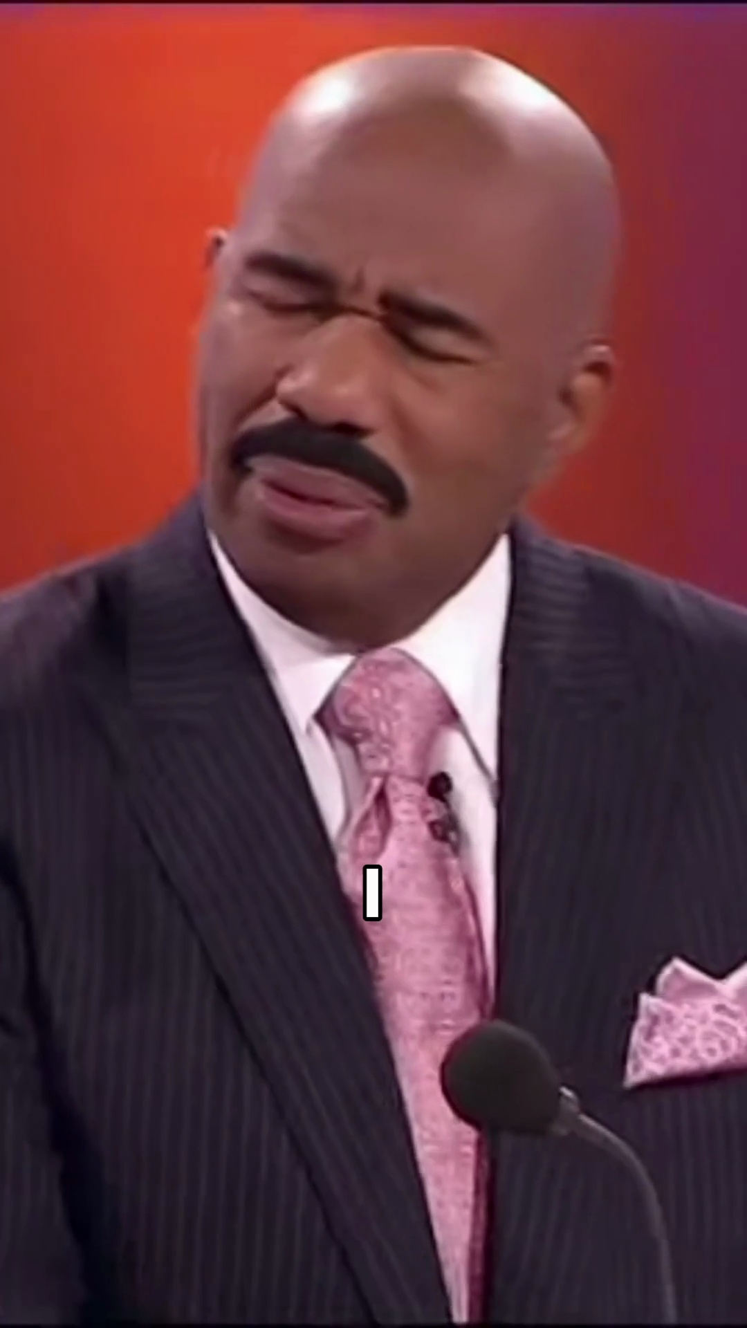 Leslie’s 'crack' answer brings the game to a halt on Family Feud