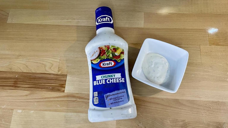 I tried and ranked 9 blue cheese dressing brands