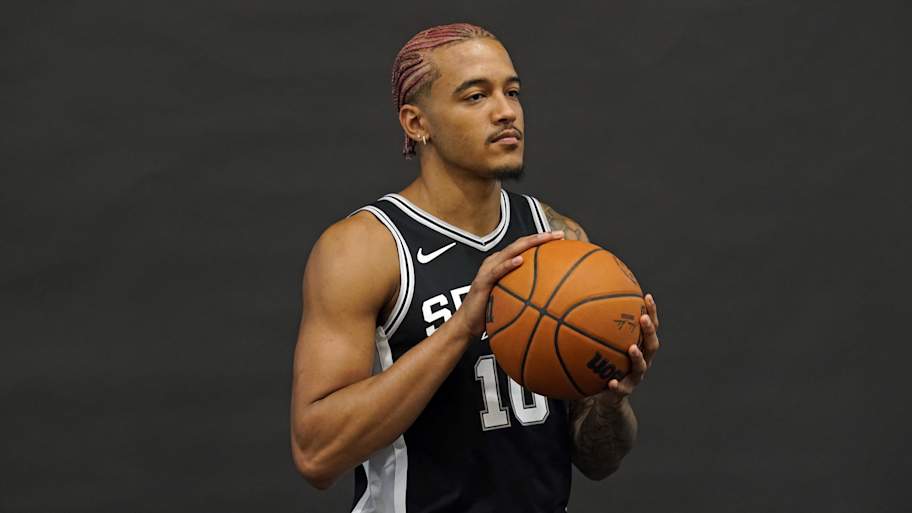 'Always love with him': As Spurs depart New York, they bid adieu to ...