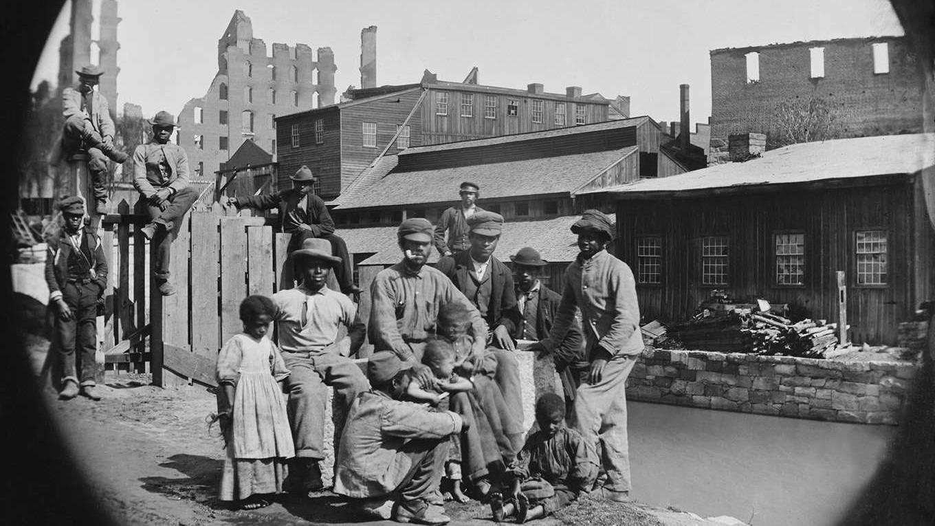 5 fascinating 19th century photos