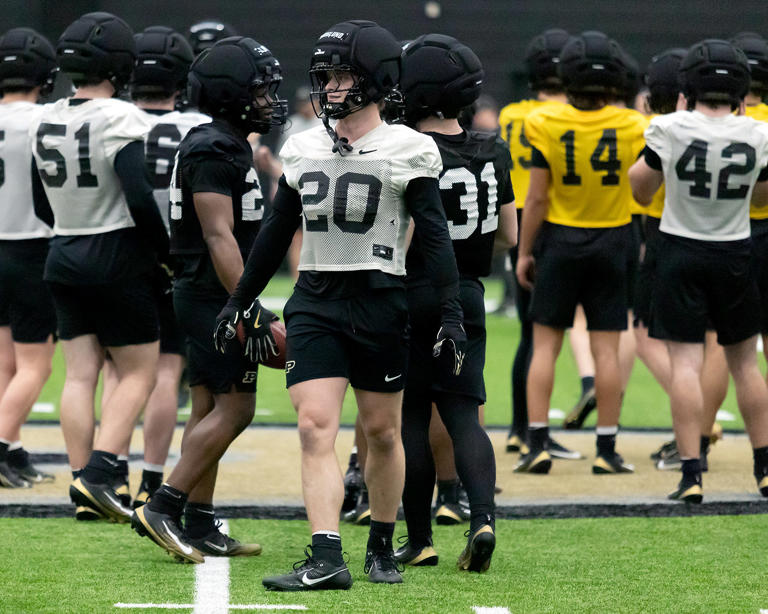 Purdue's defensive leader looks stronger after consuming 6,500 calories ...