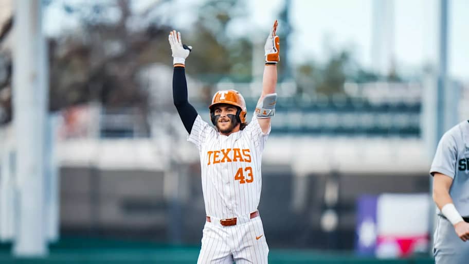 No. 2 Texas back home for midweek game against Incarnate Word: Live updates