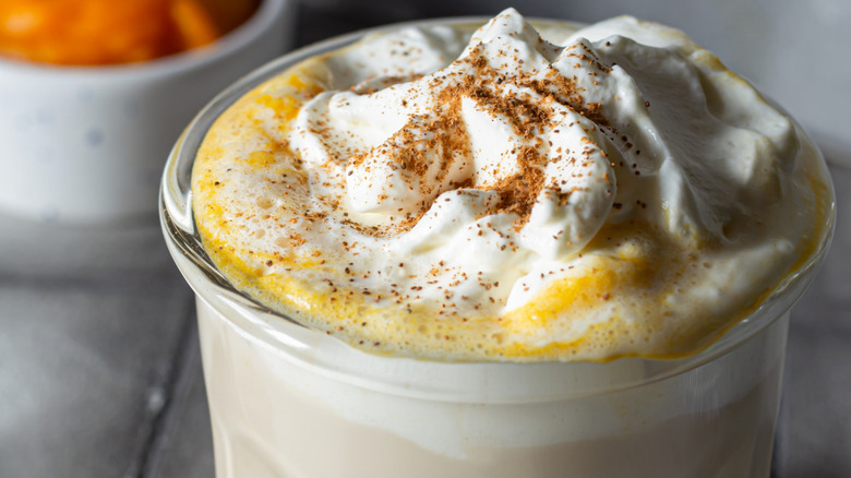 5 drinks that are better with a splash of maple syrup