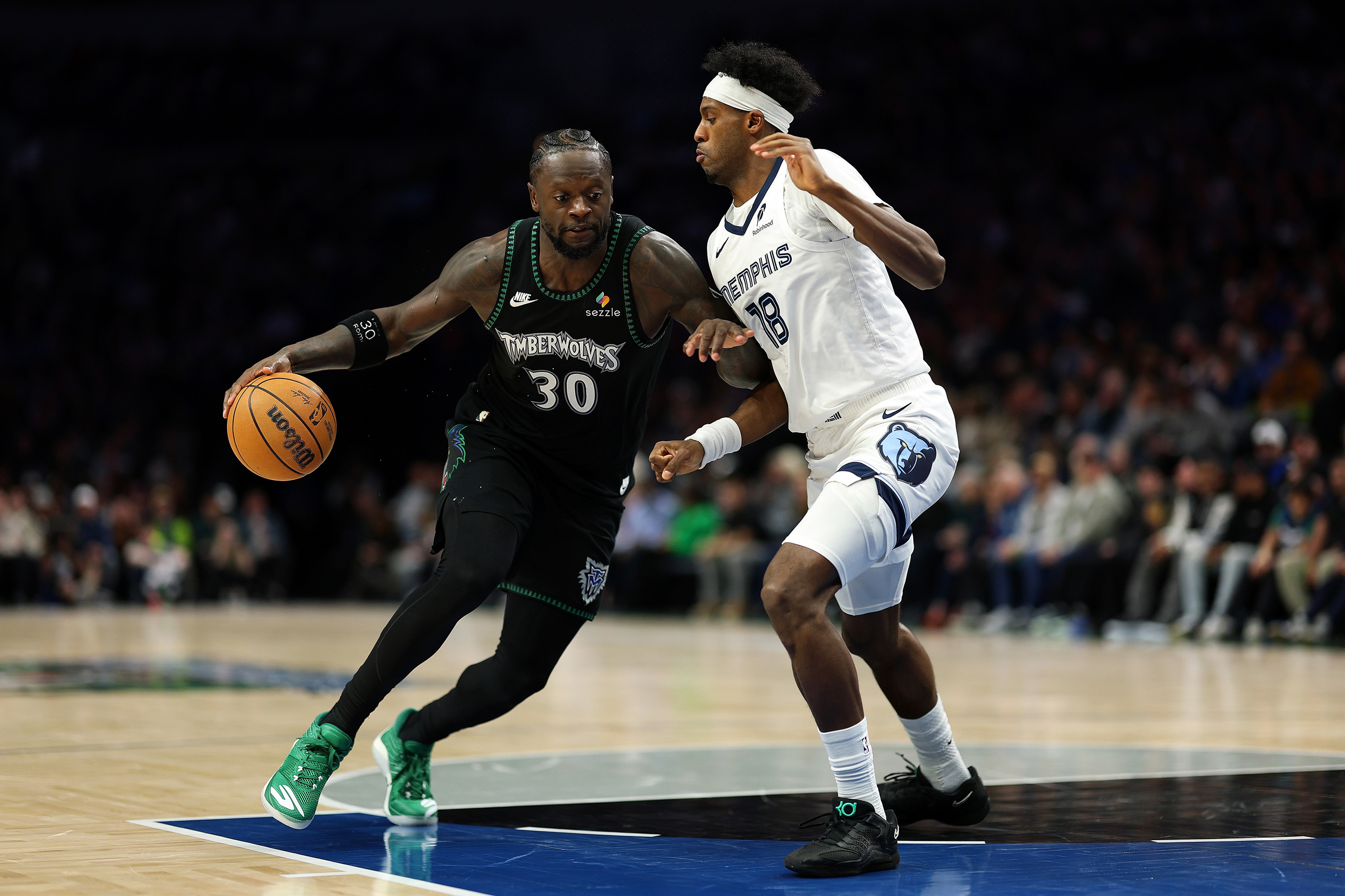 Julius Randle’s hustle, Anthony Edwards’ scoring lift Timberwolves past ...