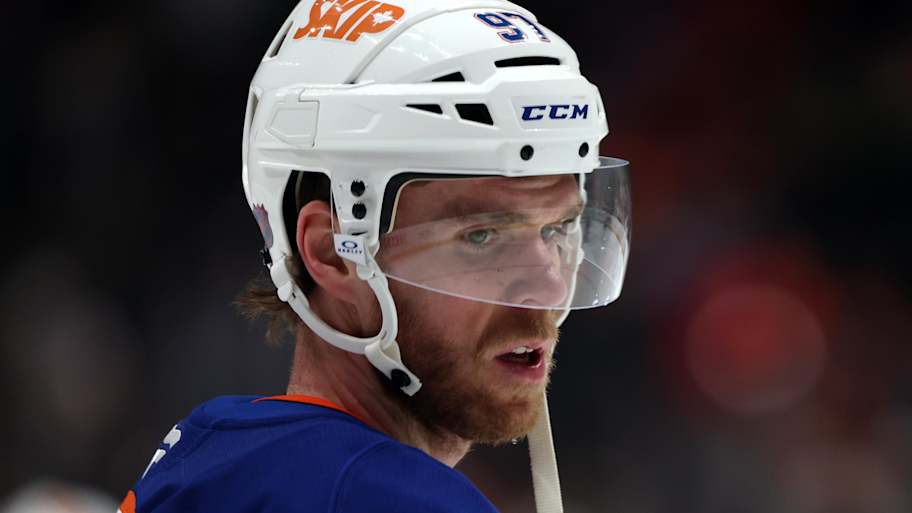 Connor McDavid’s blunt reaction to Jack Hughes–Wayne Gretzky comparison ...