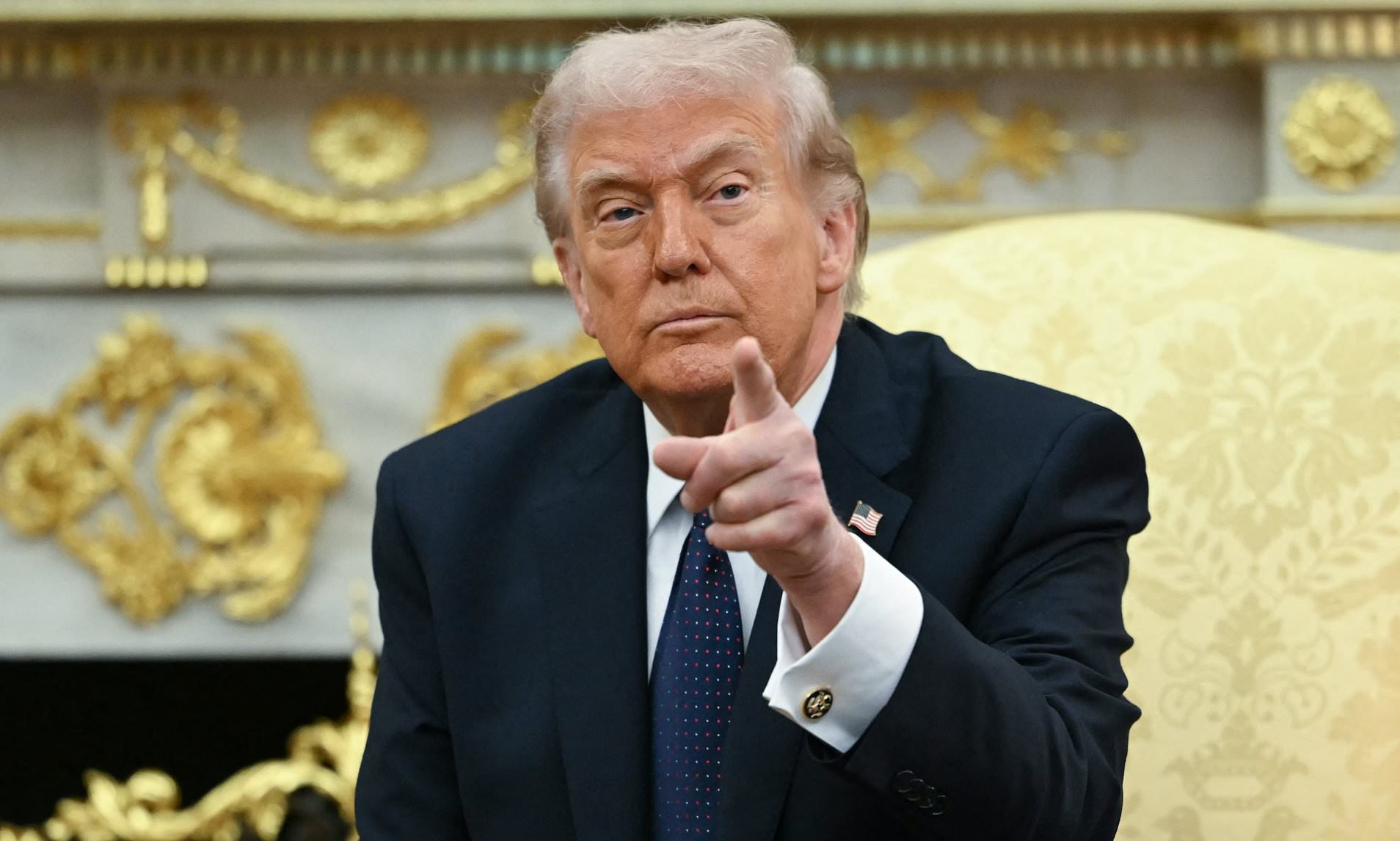 Trump's dollar gamble: All hell could break loose when Iran conflict ...
