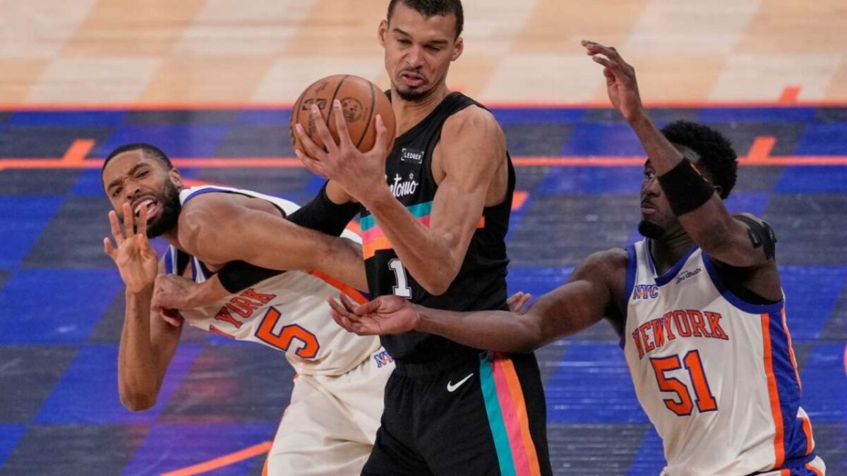 (Video) Women go gaga after witnessing NBA 'alien' Victor Wembanyama in ...