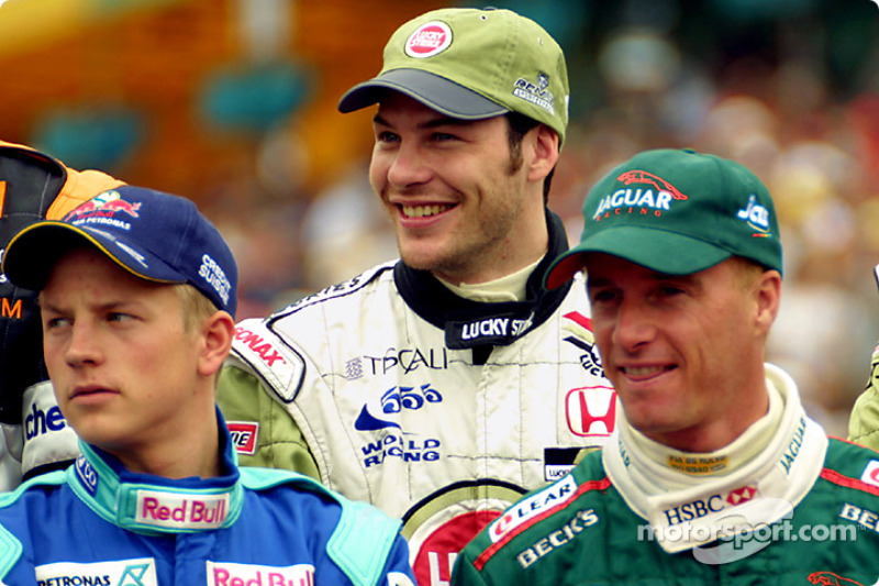 Así fue el debut de Fernando Alonso en F1 en 2001: caótico
