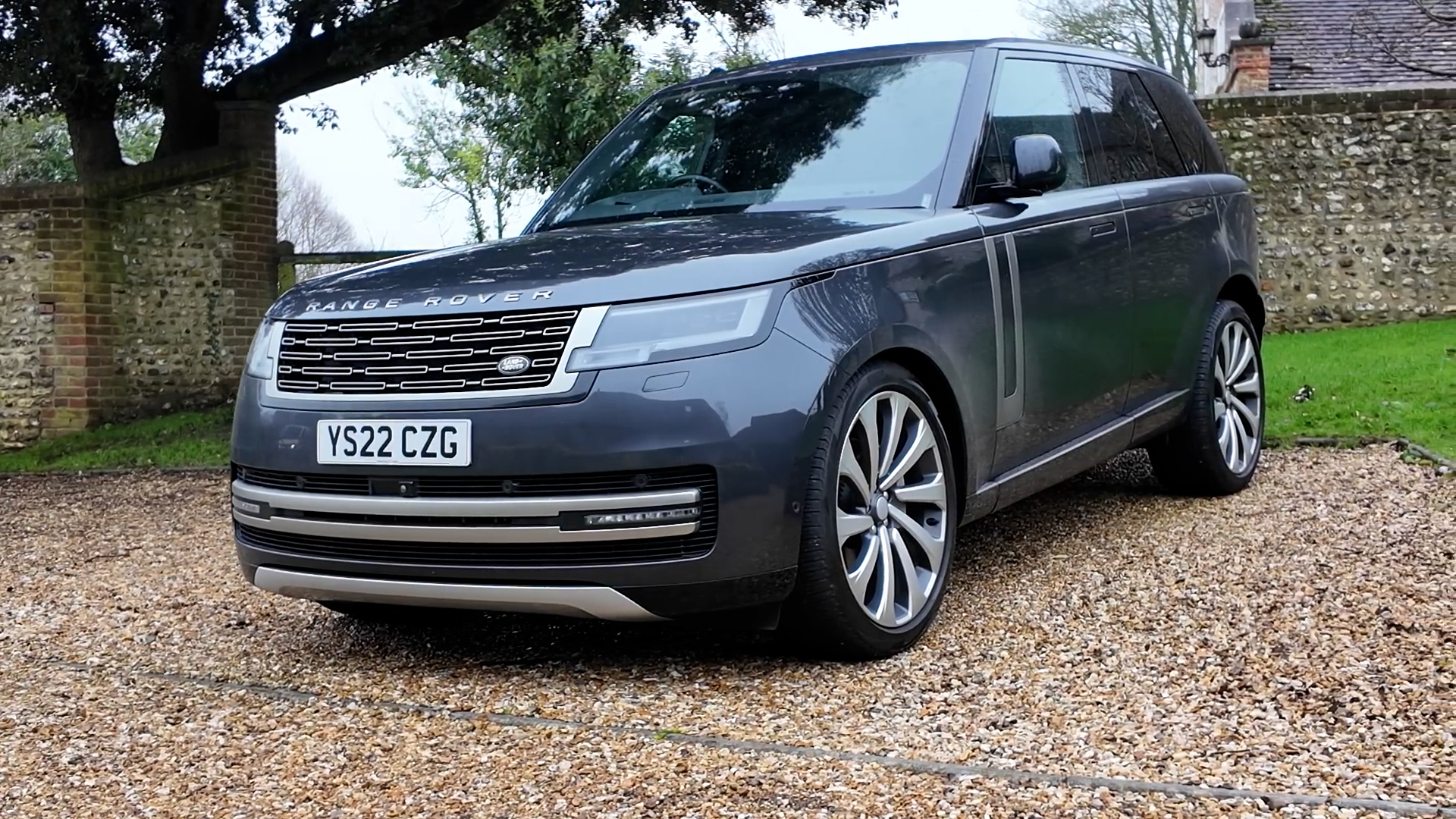 Why the Range Rover is so easy to drive