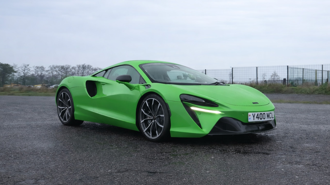 Izzy Hammond’s first supercar experience