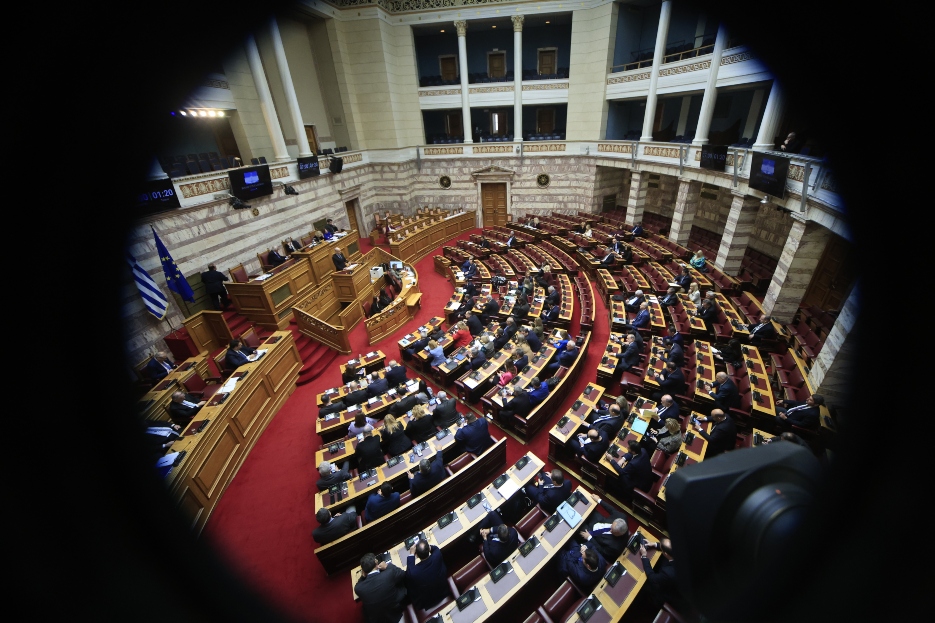 Πυρ ομαδόν της αντιπολίτευσης για παραίτηση Λαζαρίδη: «Υποκρισία της ...