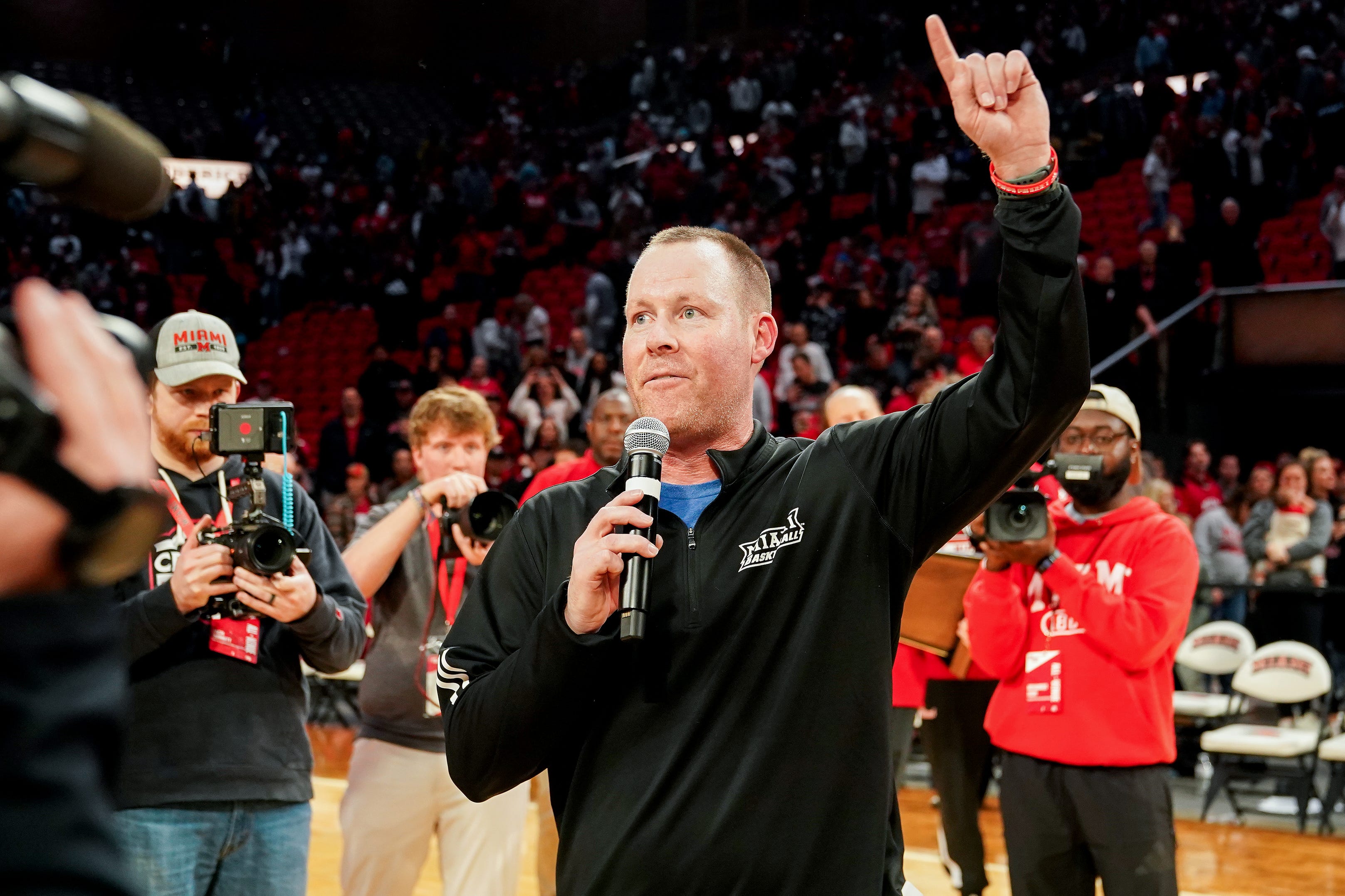 Miami RedHawks announce contract extension for Travis Steele