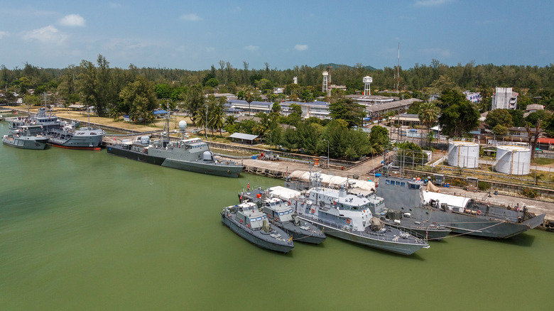 4 of the smallest ships in the US Navy