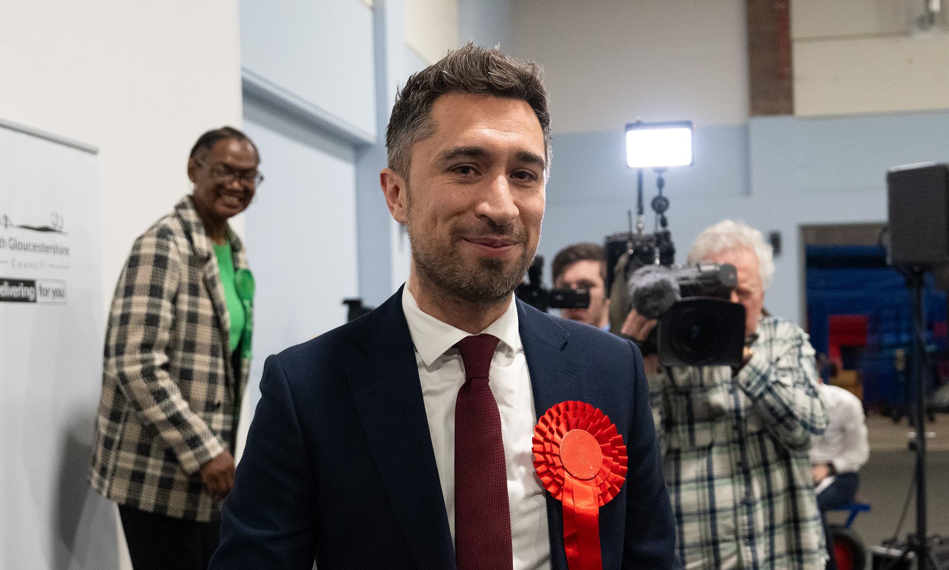 Ministers launch school antisemitism probe after Jewish MP's classroom ...
