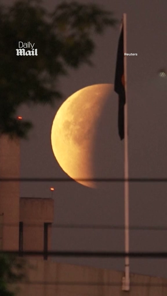 Rare 'blood moon' lunar eclipse lights up the sky