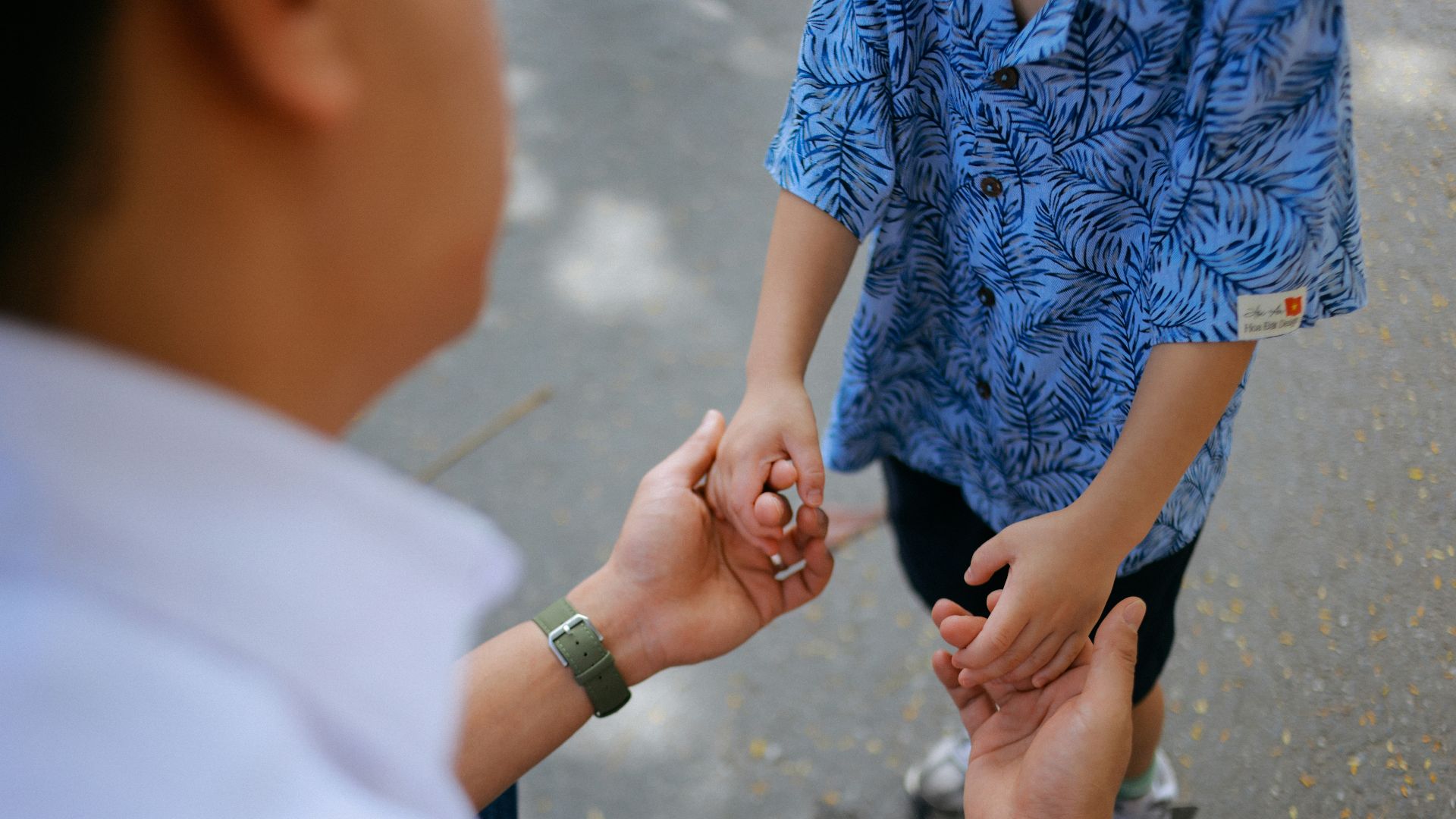 10 signs your partner is great with kids & 10 red flags to watch